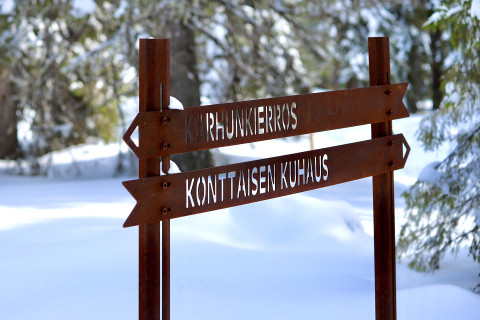 konttainen_opasteet_talvella_sallakarhumaa_2021_ruka_kuusamo_w1920.jpg ...