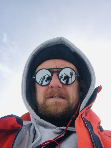 TomiK_artistphoto.png?itok=3mJltSuJ