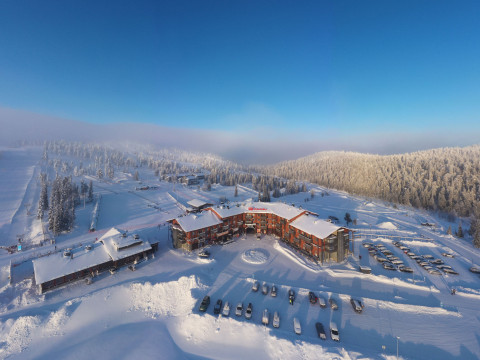 ruka_valley_ilmakuva_harritarvainen_2024_rkm_w2048.jpg?itok=MmaFBG1c