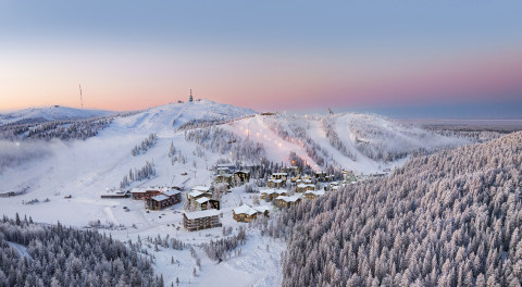 Ruka-Ilmakuva_Valtavaaran_suunnalta_www_terovanhanen_com.jpg?itok=F_SDEXNB