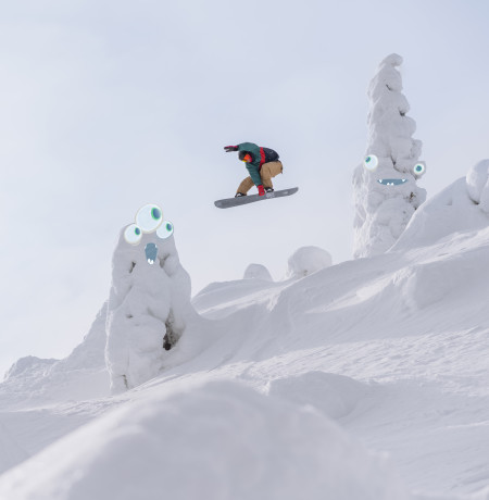 Lumilautailija Rukan rinteillä