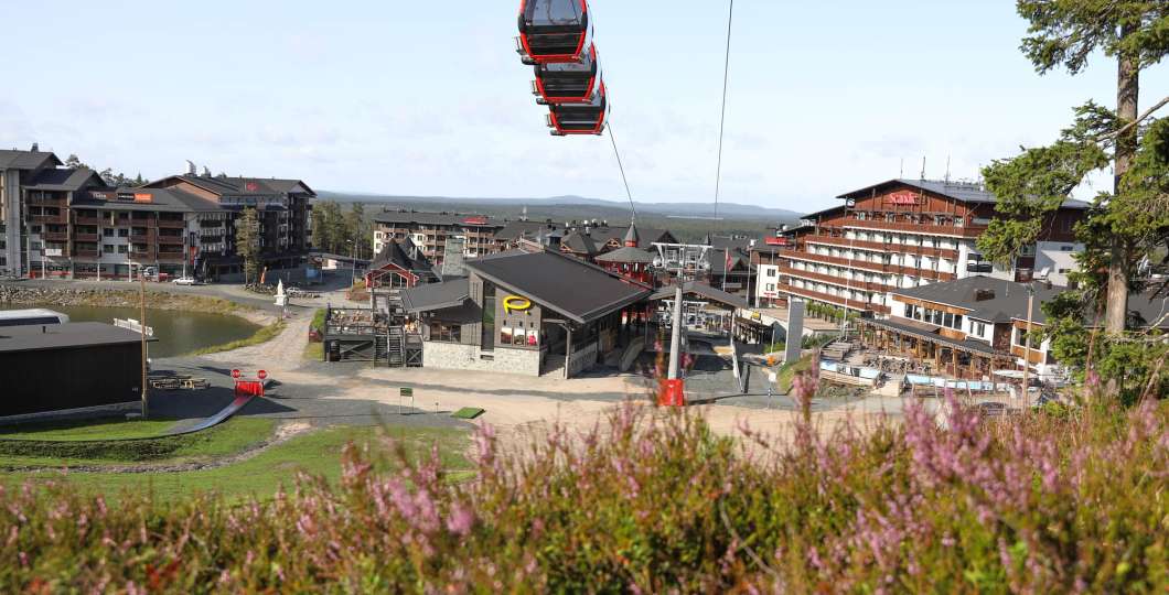 Ruka village & gondoli kesällä